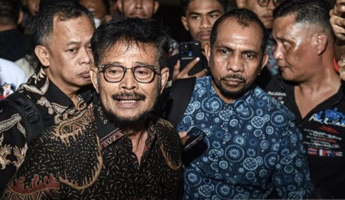 Jurnal METRO | Analisa jadi Fakta | SYL DIVONIS RINGAN DAN DIKENAI UANG PENGGANTI RP 14 MILIAR ...